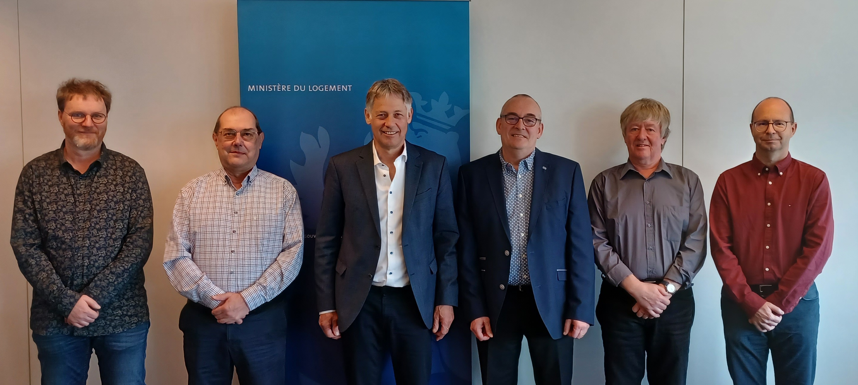 Entrevue du ministre du Logement avec le bourgmestre et le conseil ...