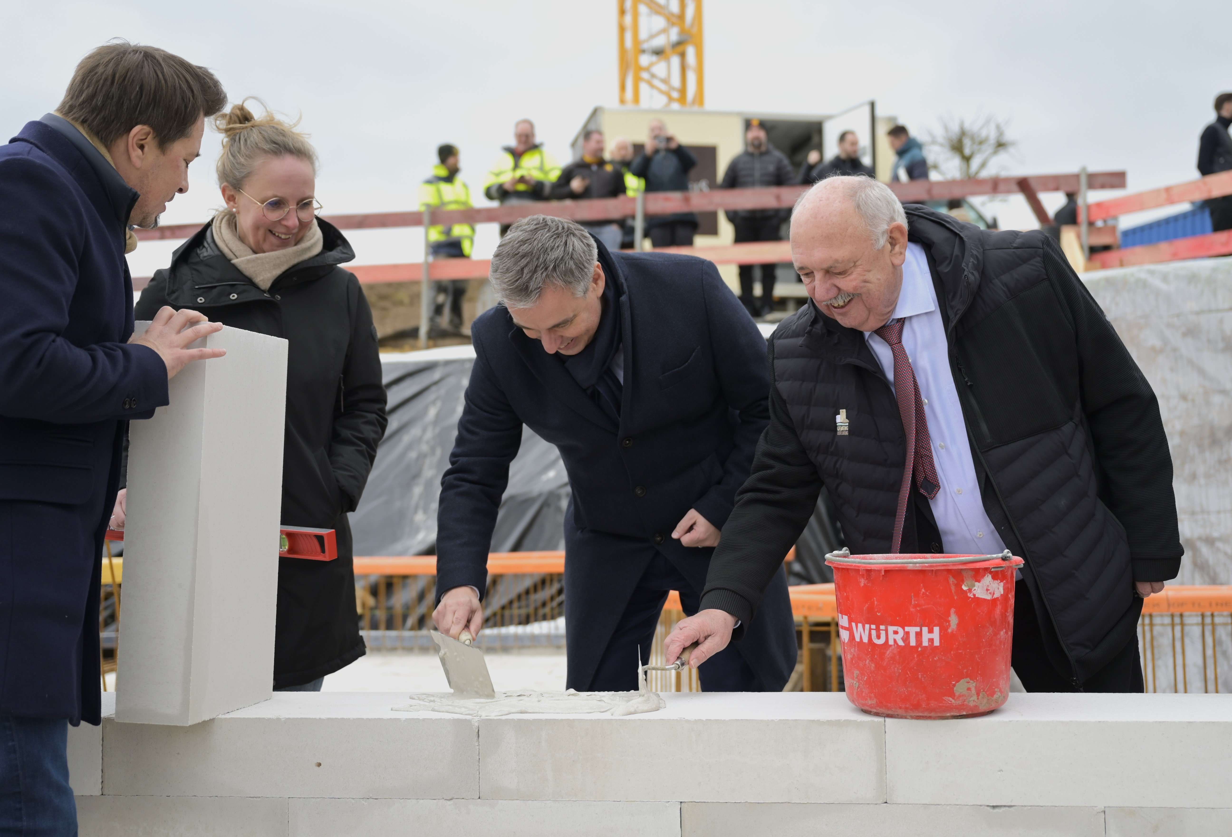 Pose de la première pierre d’un projet de 12 logements à Useldange ...